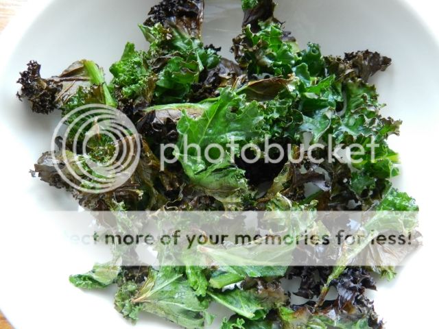 Quick Bite: Kale Crisps | Two Fat Vegetarians
